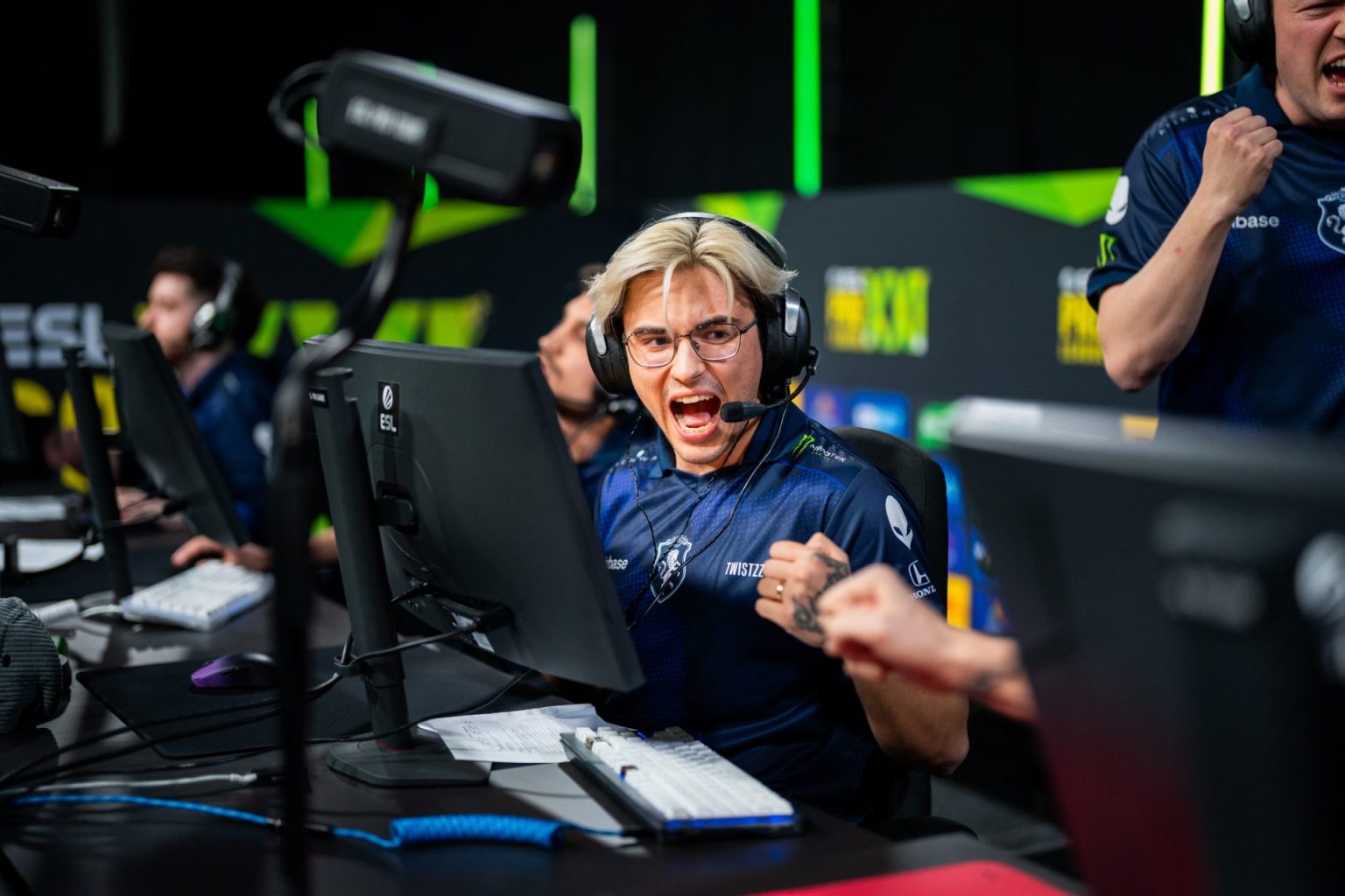 Twistzz Returns to FaZe Clan: The Blockbuster CS2 Roster Move of 2025 ...